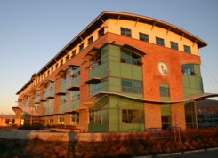 Bodwell's University Summer Programs in CANADA